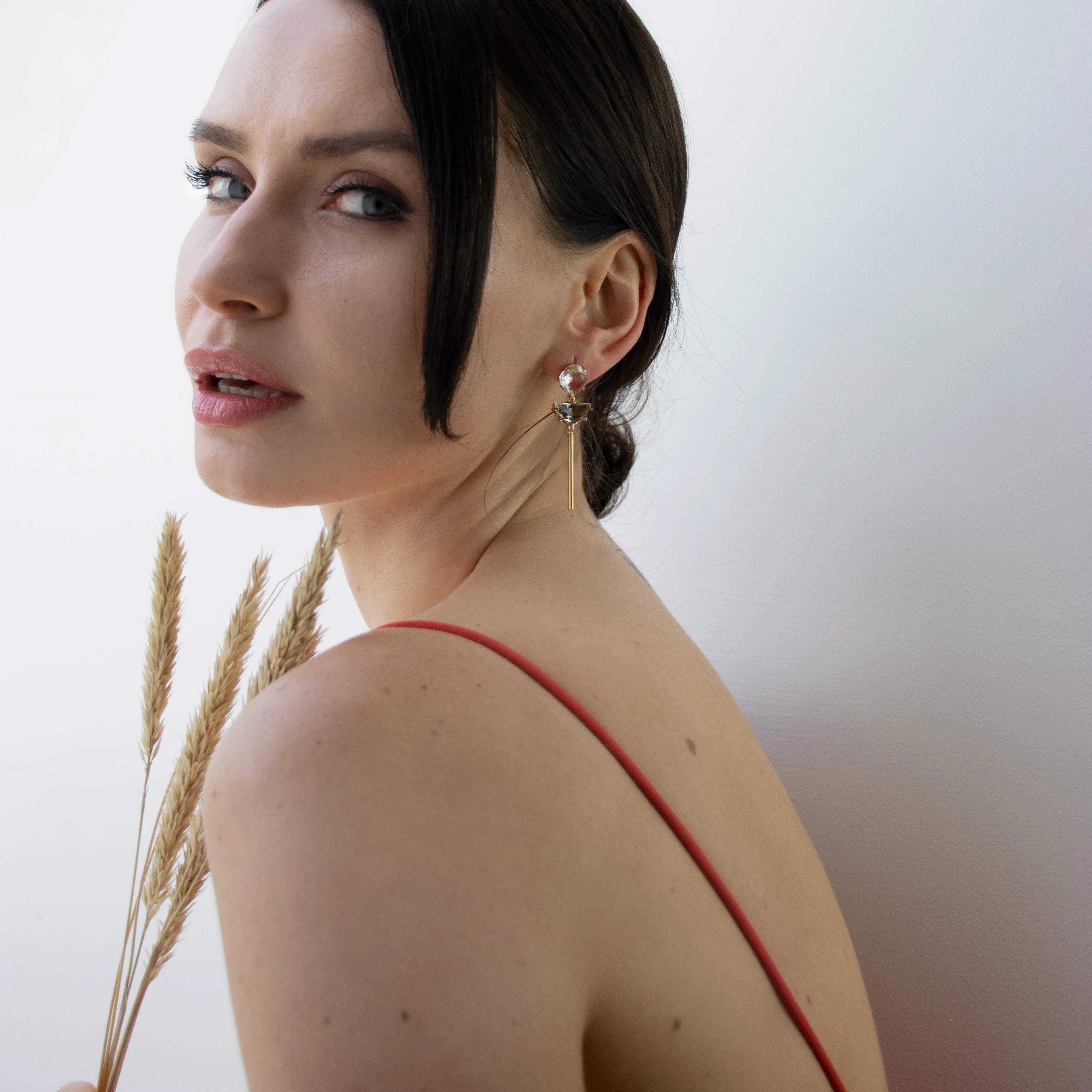 Stems – One Dame Lane